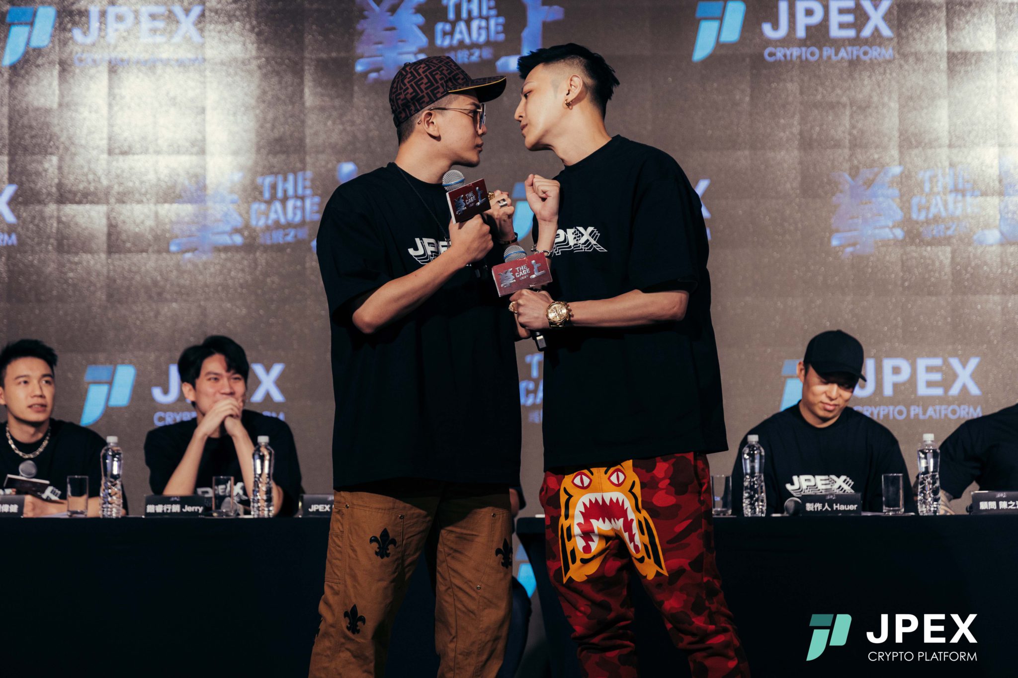 JPEX主辦《TheCage拳上》: Toyz記者會上約戰，館長笑：會好好「疼孫子」 | 動區動趨-最具影響力的區塊鏈新聞媒體