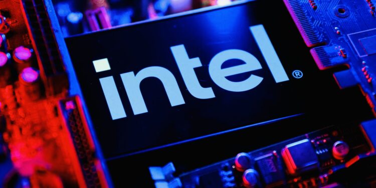 英特爾股價狂飆 12%！Google 轉單 Intel 生產 300 萬顆 TPU，Nvidia 也正測試 18A 製程 | 動區動趨-最具 ...